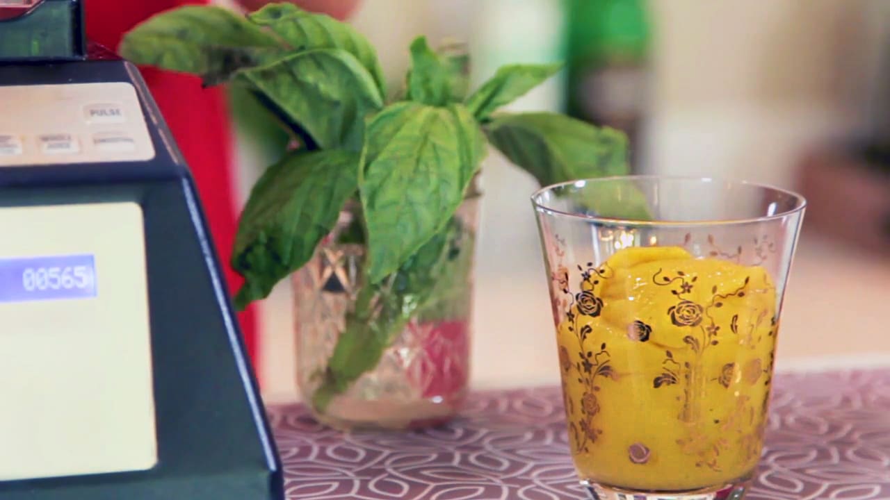 How to Make a Quick Mango Prosecco Cocktail – Food Channel