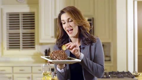 Smoked Almond Pine Cone Cheeseball – Food Channel